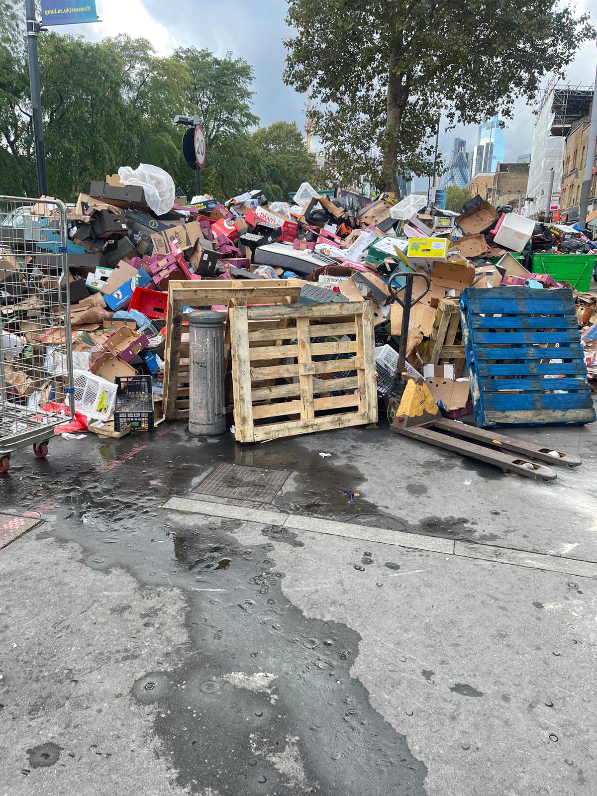Bin strike called off in Tower Hamlets | News - Hits Radio (London)