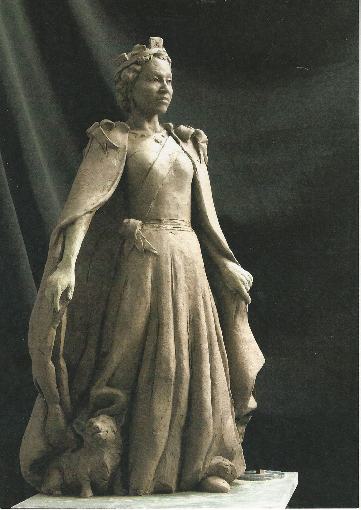 Oakham library Queen statue