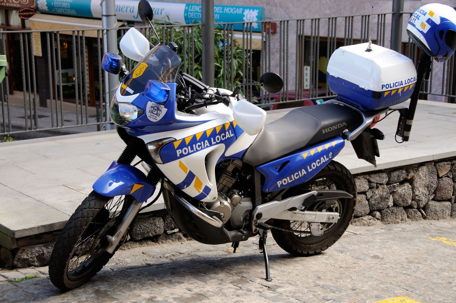 Spanish police reopen investigation into death of Derbyshire mum in ...