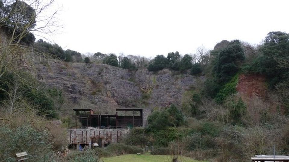 Demolition begins for Weston-super-Mare quarry stone crushing plant