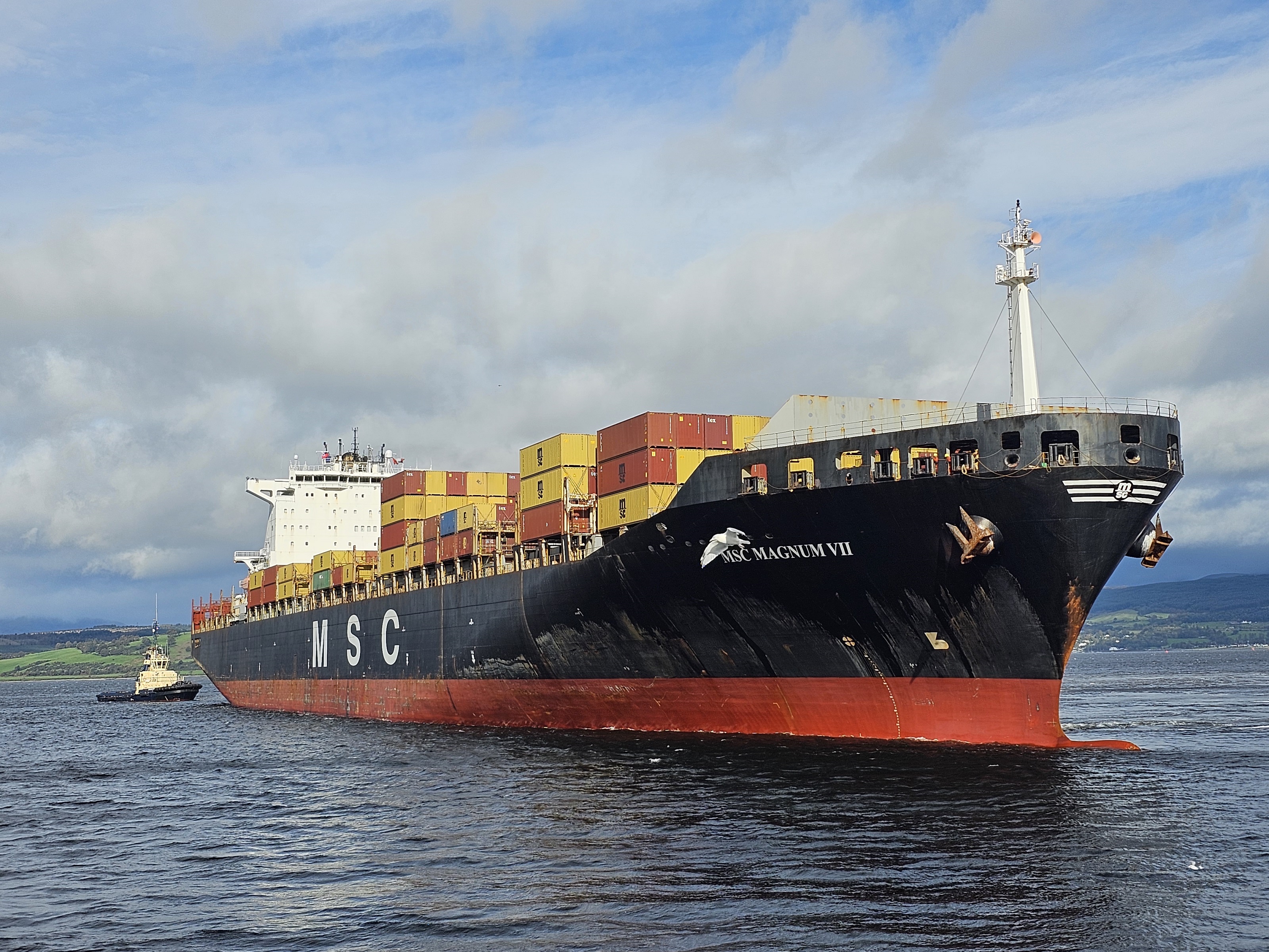 Biggest container ship yet calls in Greenock to load whisky exports