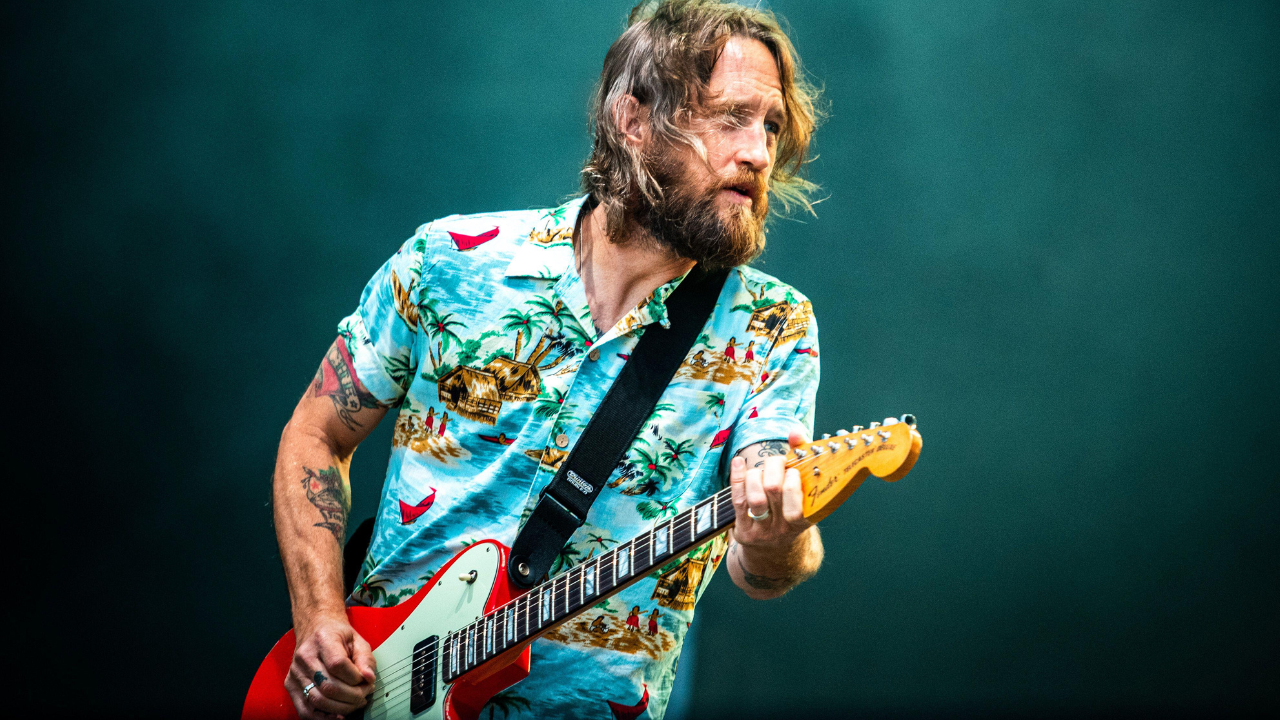 Foo Fighters guitarist Chris Shiflett to perform in iconic Belfast ...