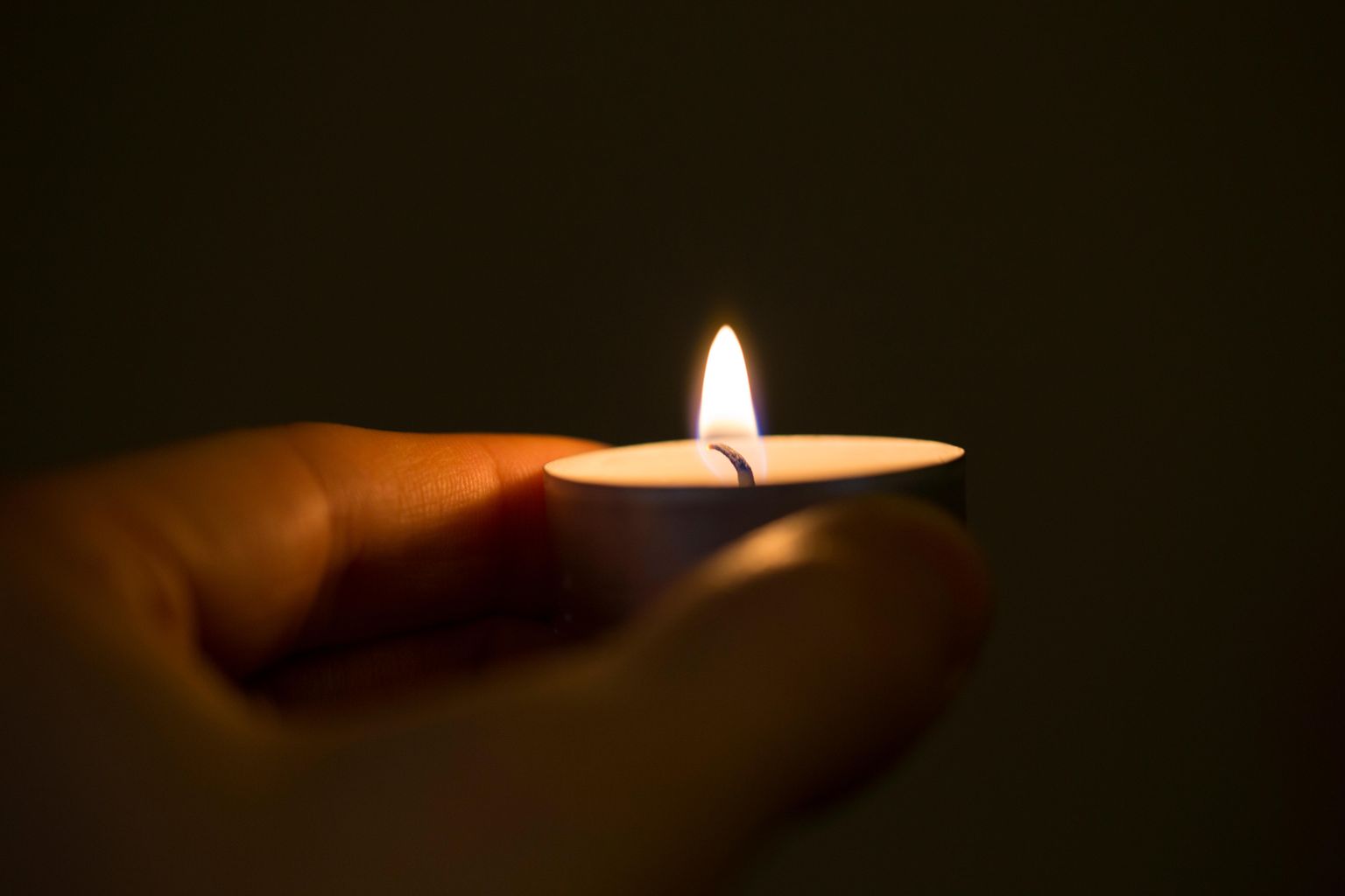 Candles ‘underestimated’ as fire risk, say Dorset & Wiltshire FRS