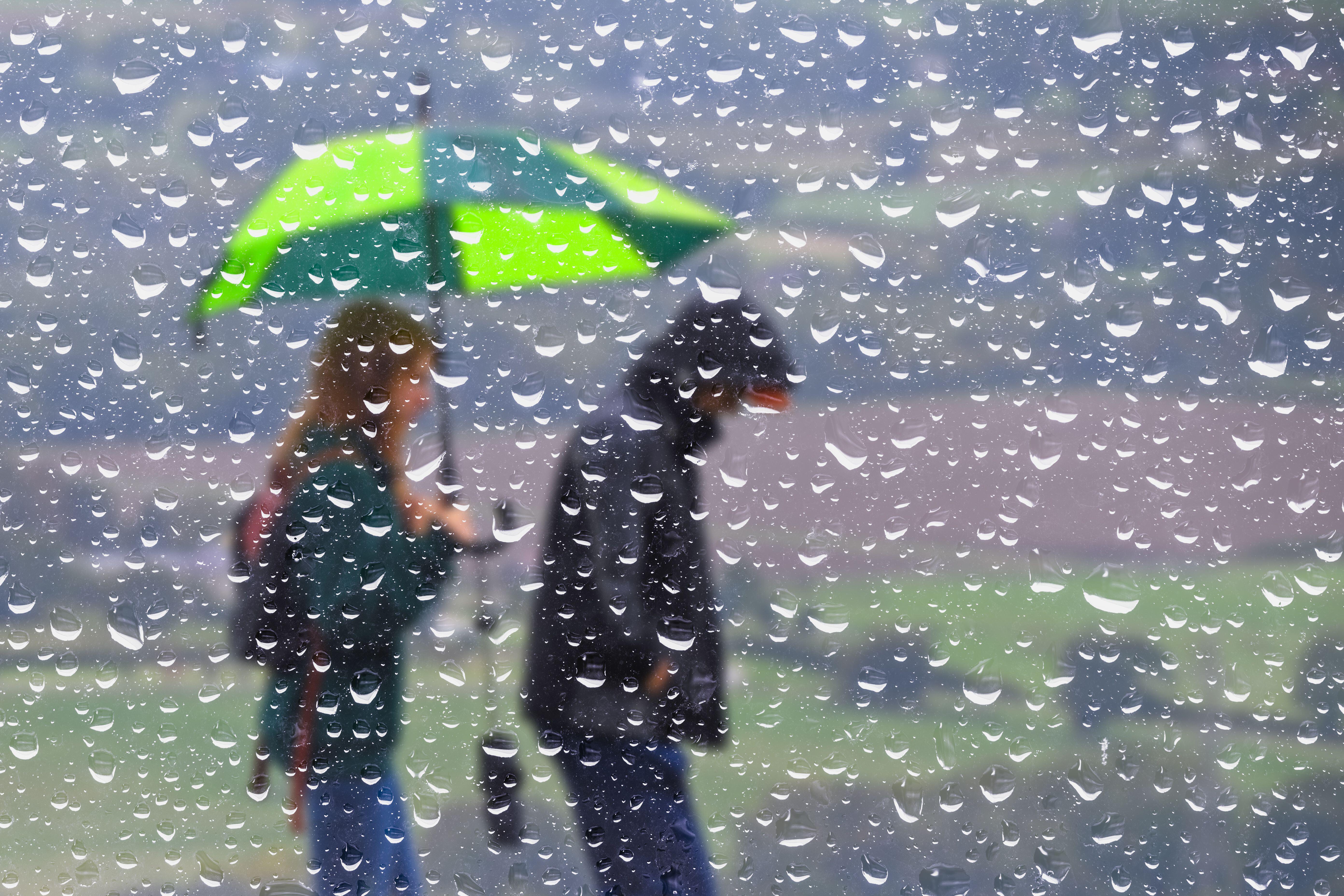 Weather warning for rain across the South this weekend