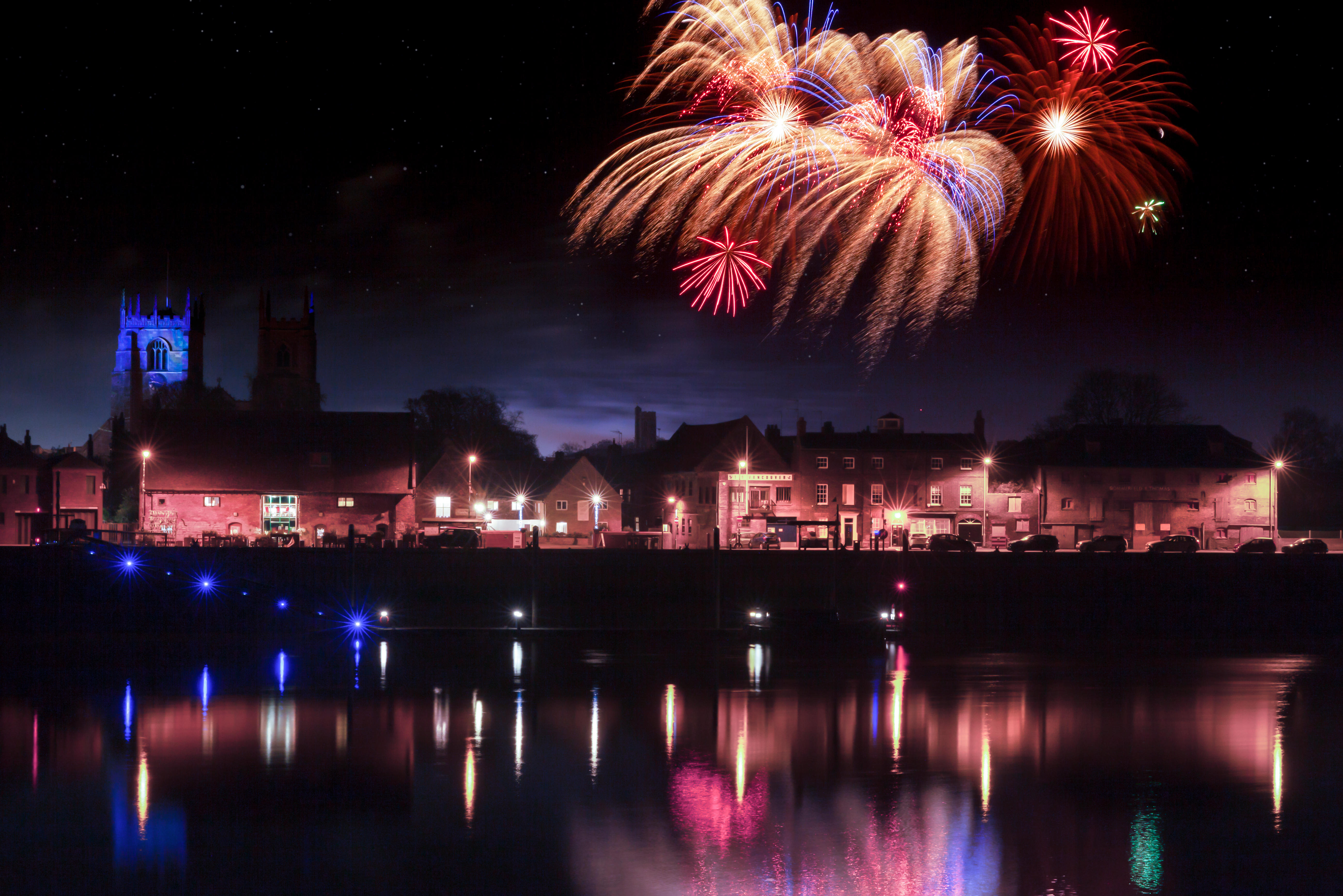 King's Lynn's Fawkes in the Walks firework display still on for Friday ...