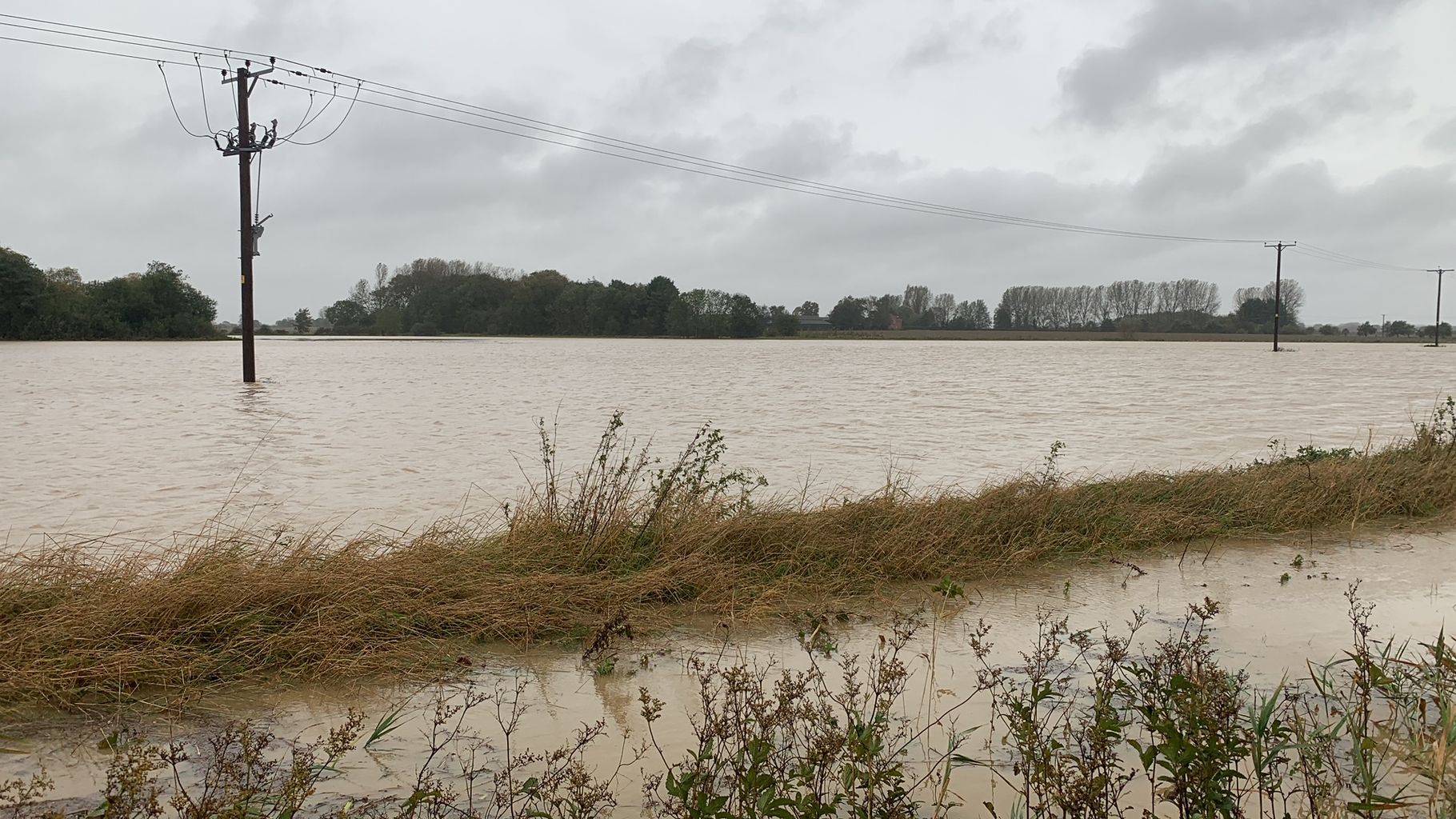 People across Horncastle are trying to get their homes and businesses ...