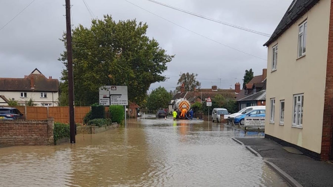 Number of homes and businesses hit by flooding in Suffolk rises to 750 ...