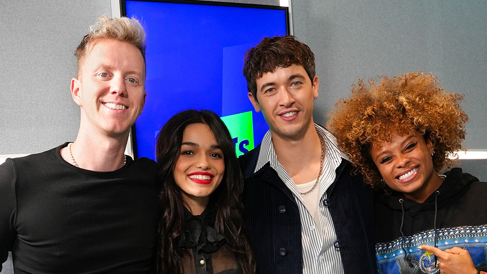 Rachel Zegler reveals the unusual connection to Jennifer Aniston