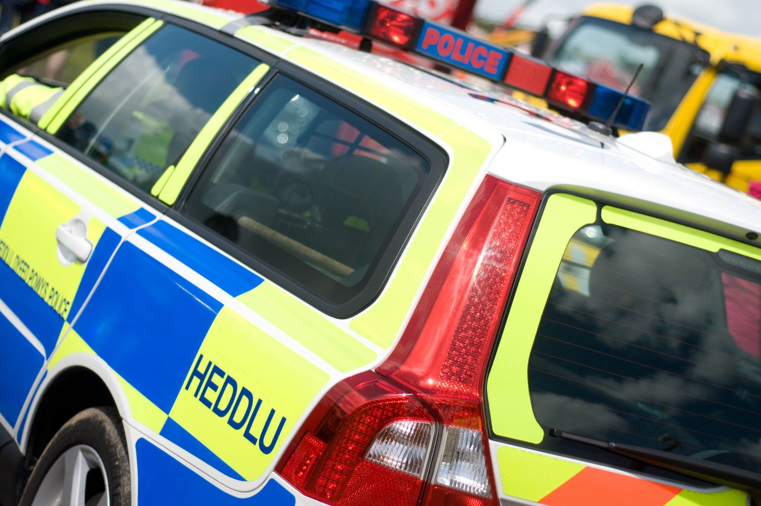 Detectives investigating stabbing in Neath charge teenager with ... Detectives investigating stabbing in Neath charge teenager with ...