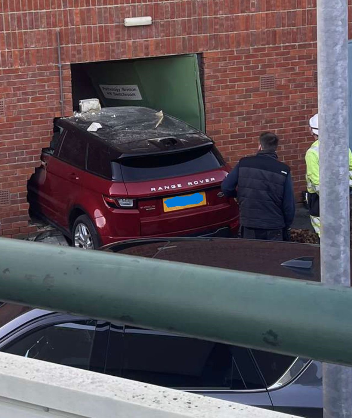 Photos show Range Rover embedded in hospital wall | News - undefined