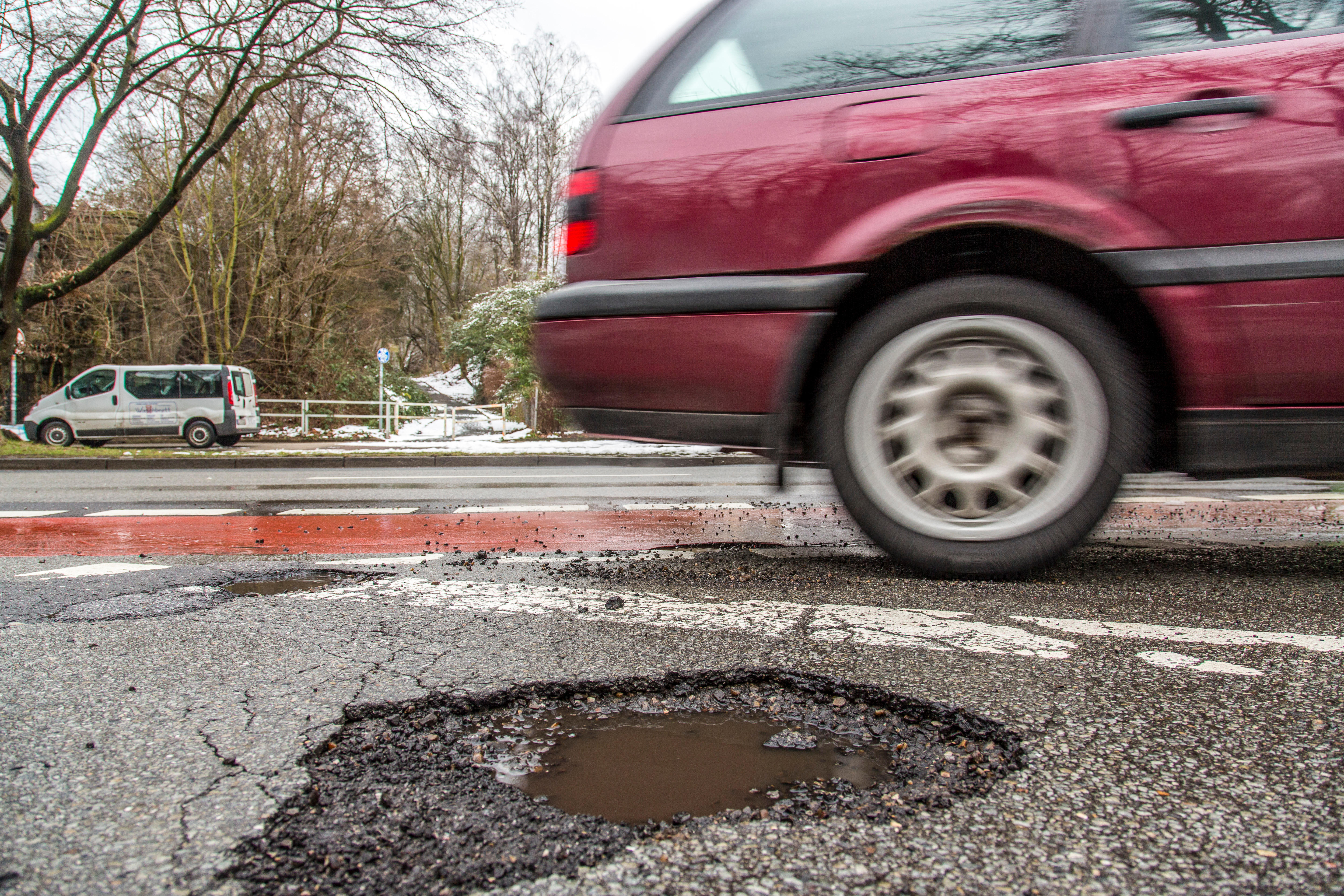 Drivers urged to avoid potholes after figures reveal October callout record