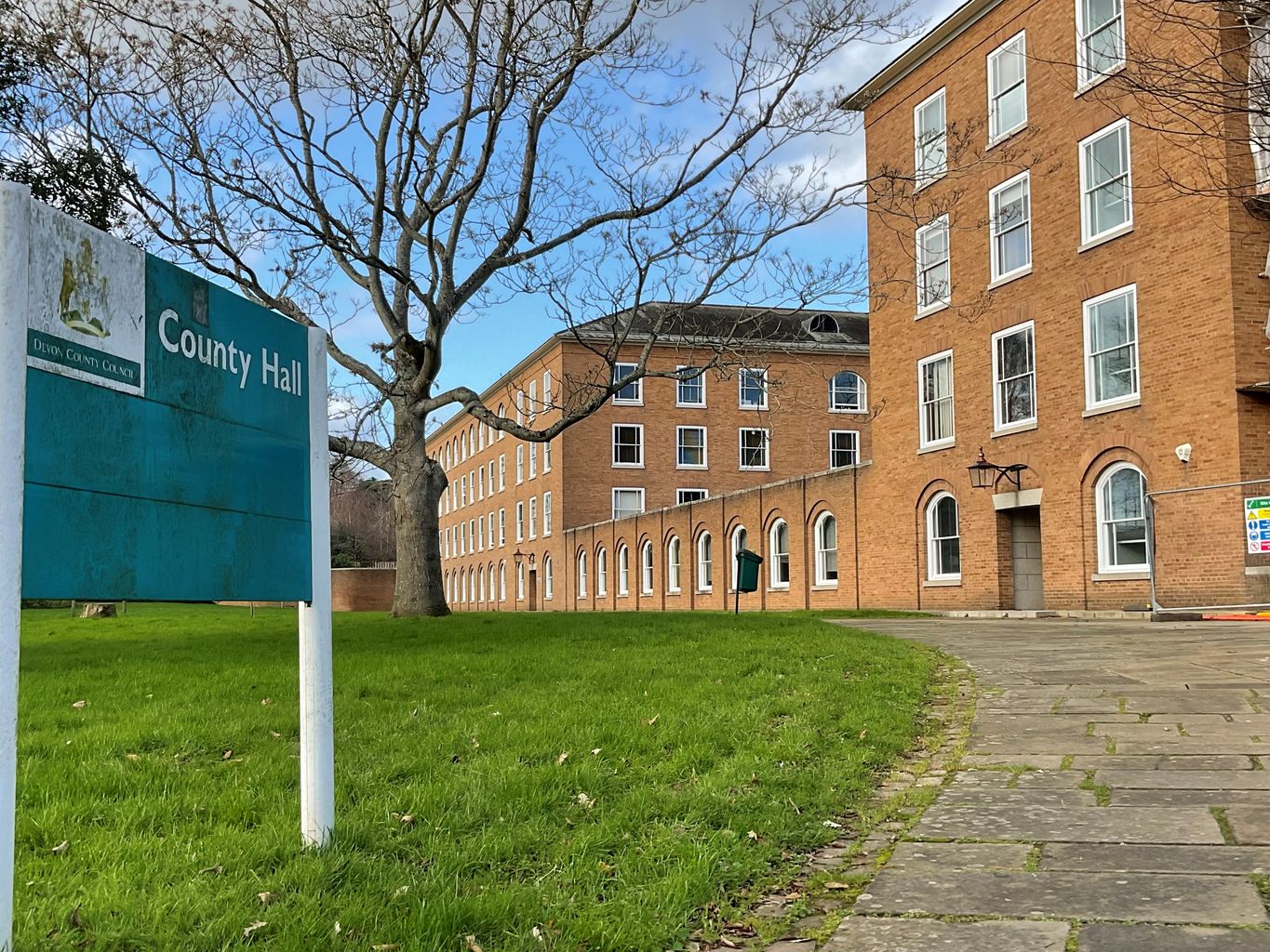 Roads and potholes to be repaired across 65 areas in Devon | News ...