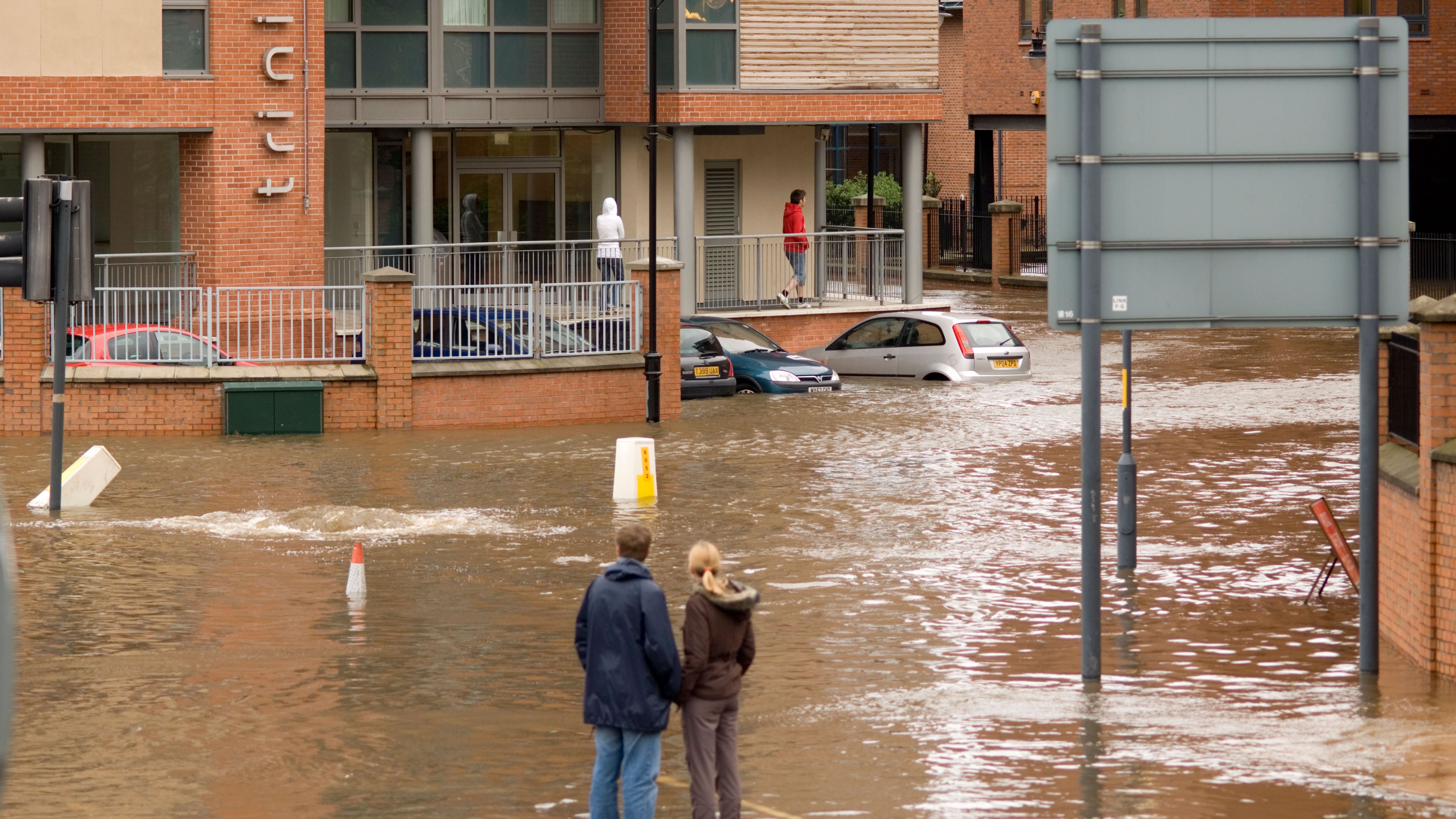 Leeds Residents Told To Prepare For Floods As Heavy Rain Sets Off Defences