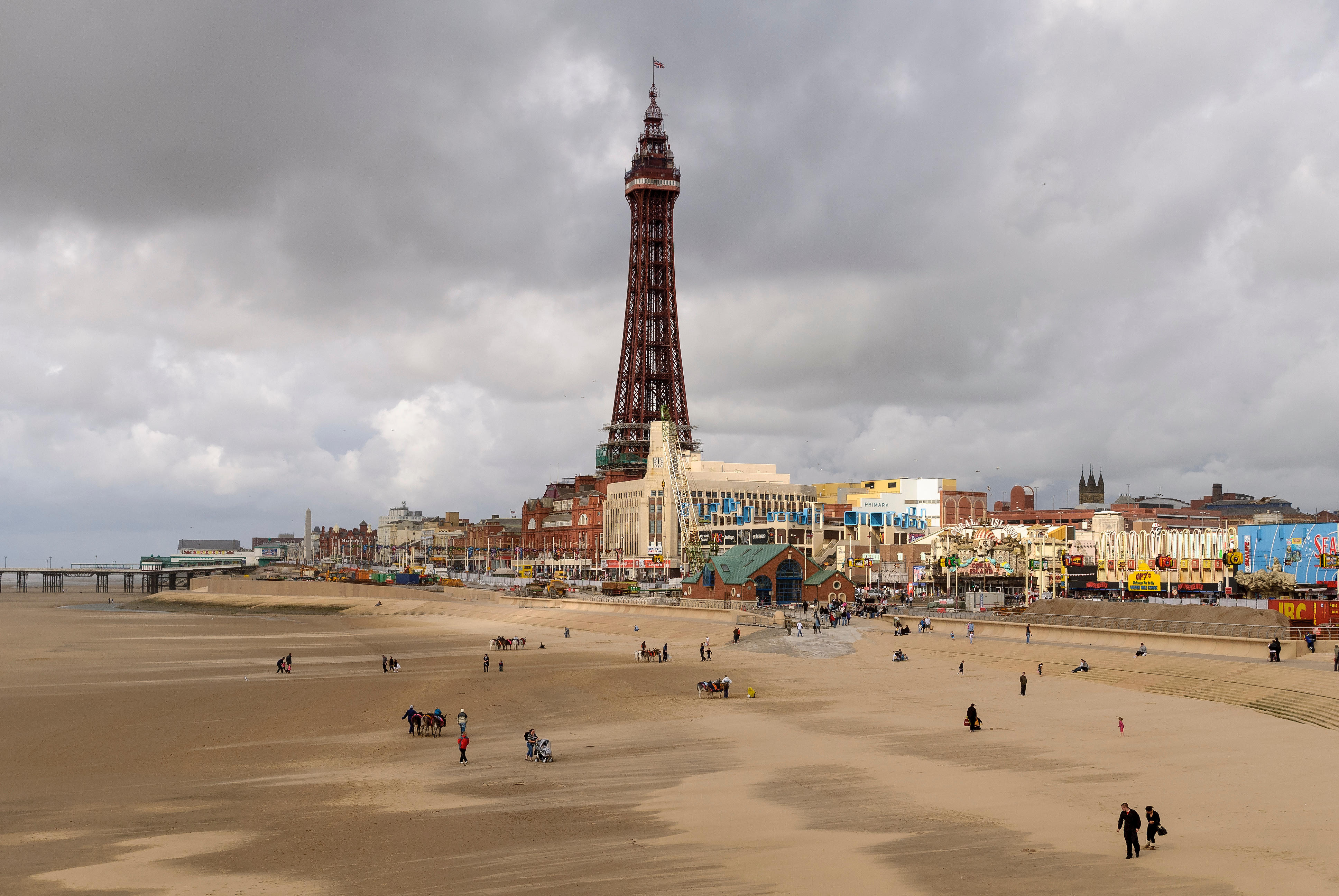 Fire crews called to flames at Blackpool Tower | News - Hits Radio