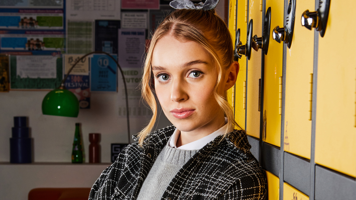 Who is Waterloo Road's Hattie Dynevor related to?