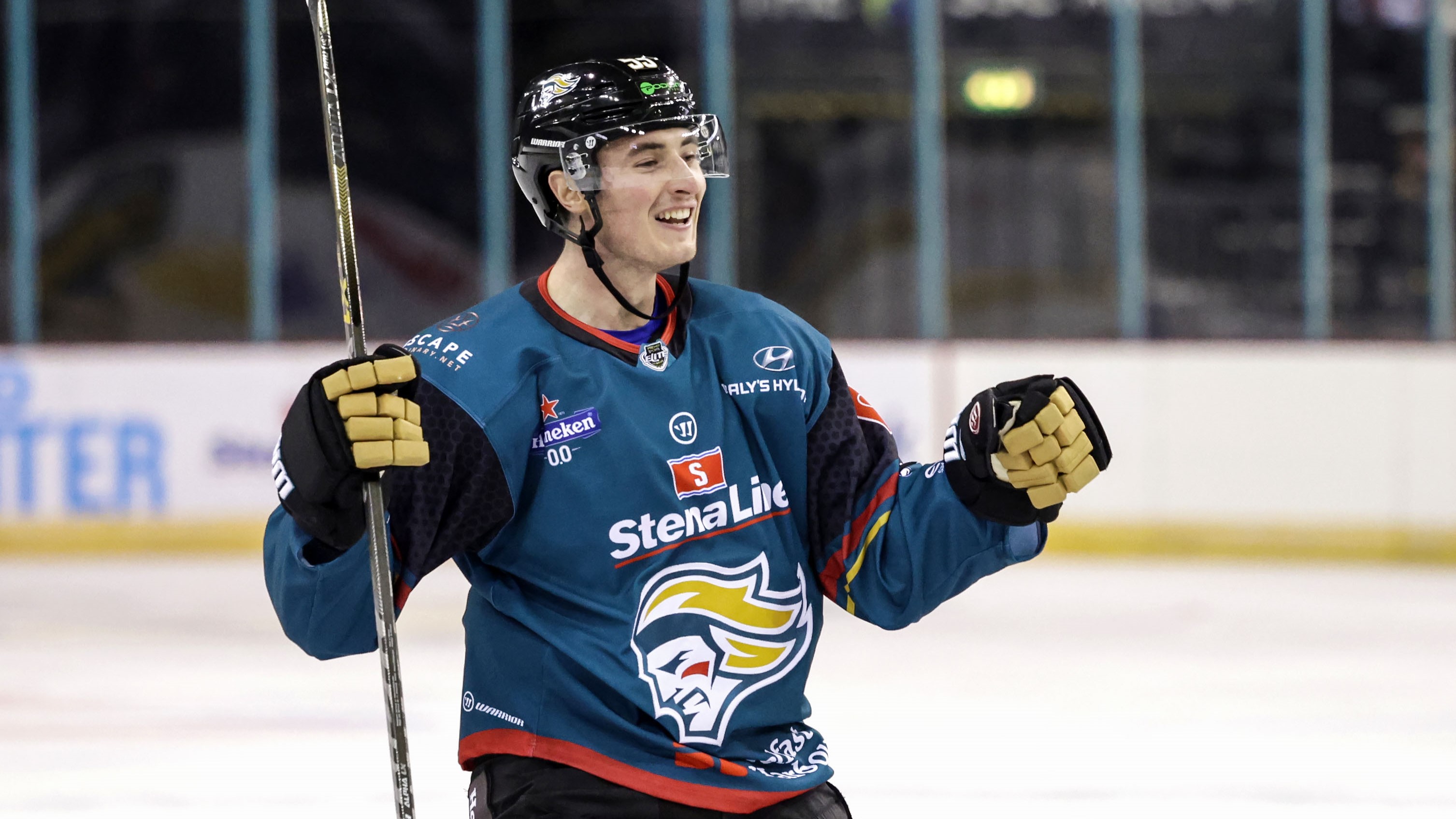 ICE HOCKEY: Giants confirm return of defenceman Cullen | News - Cool FM