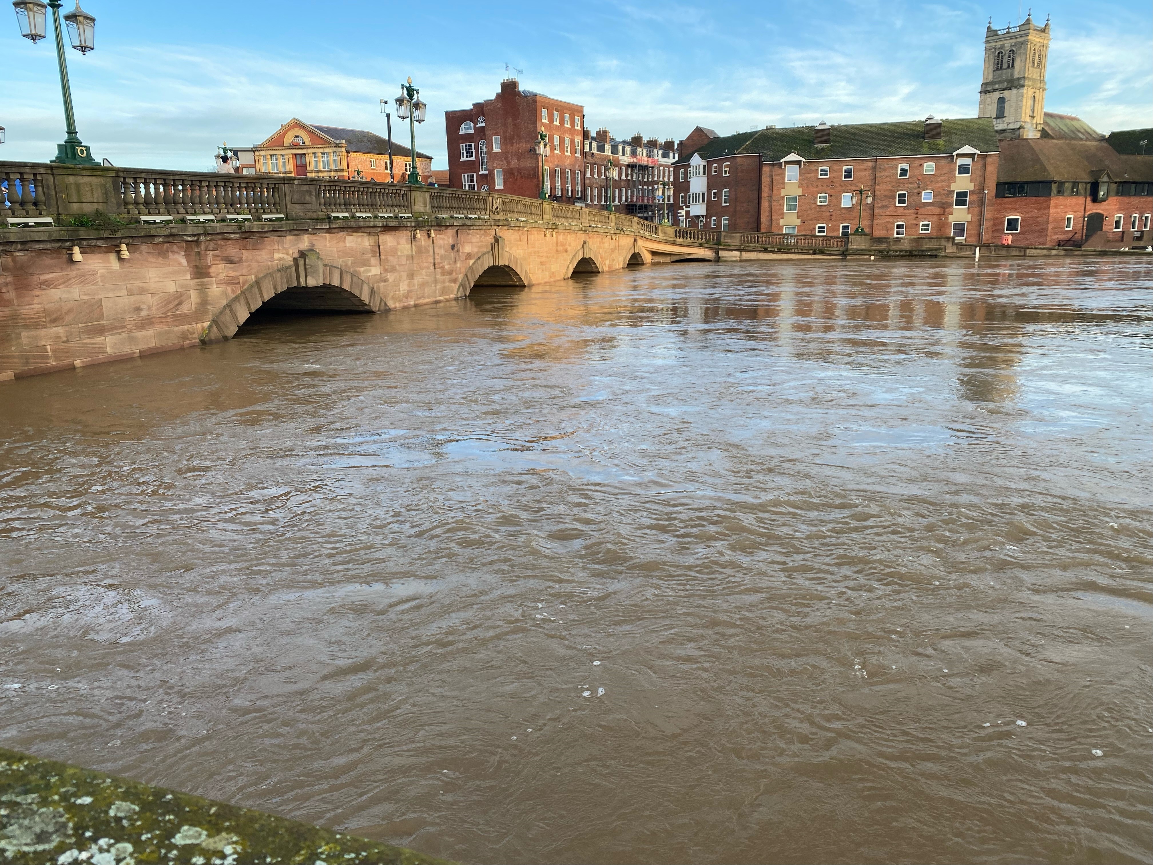 Flood warnings remain in Worcestershire