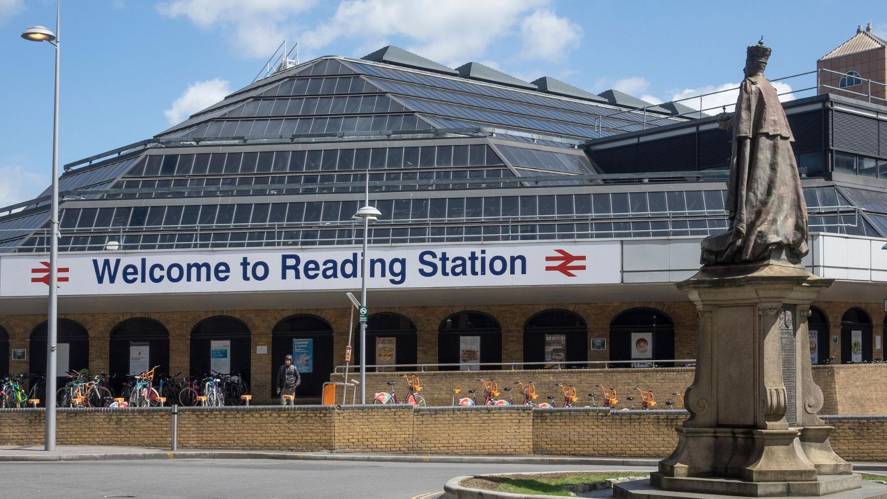 Rail lines reopen between Reading and Paddington | News - Greatest Hits ...