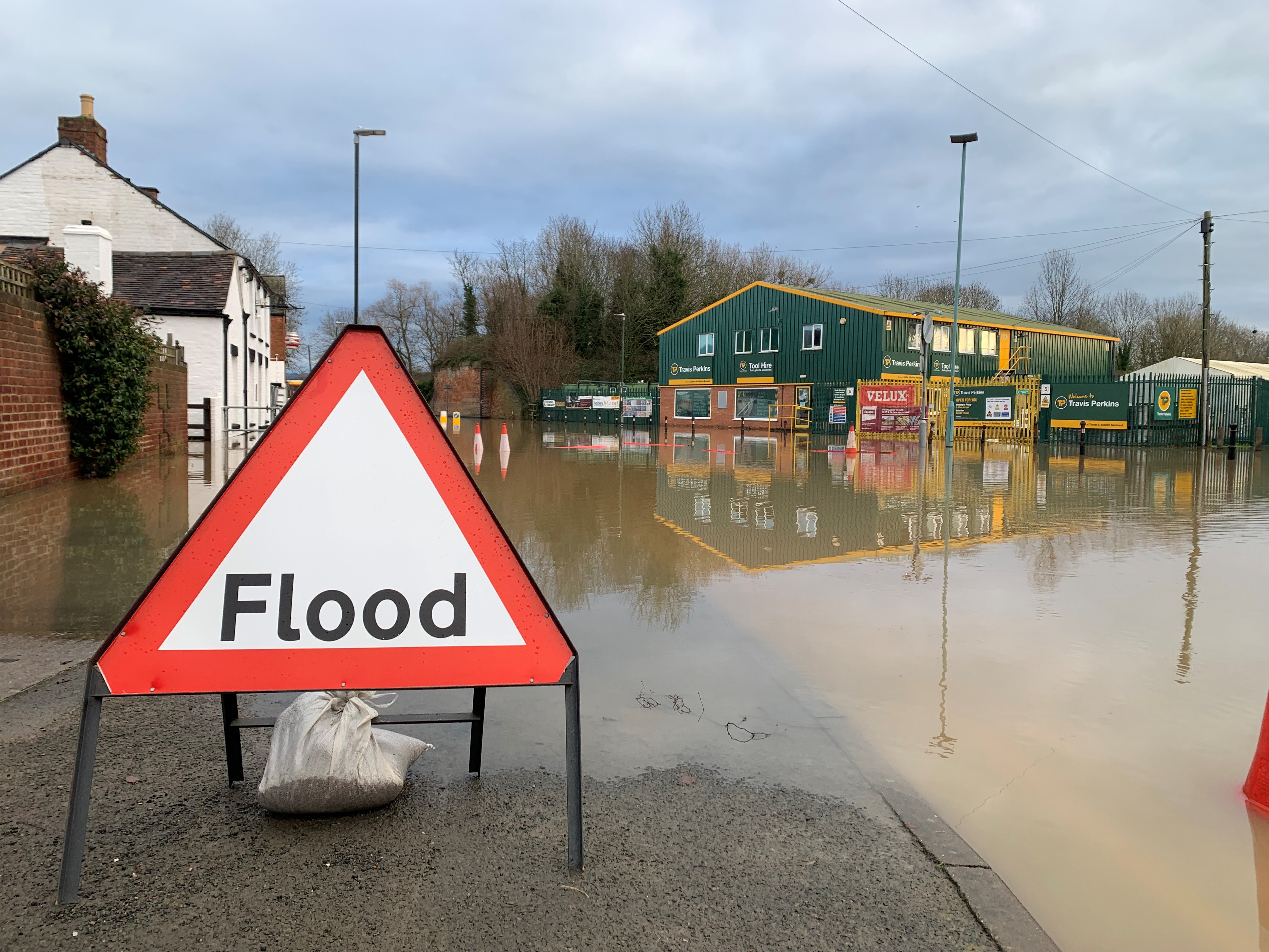 Tewkesbury flood recovery drop-ins held by Borough Council