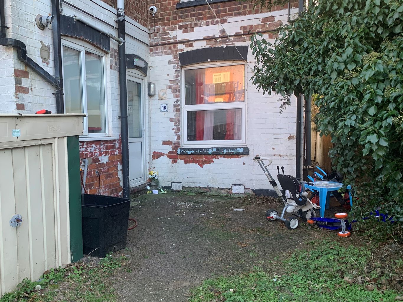 Skegness MP says a review into the deaths of a man and his 2 year old ...