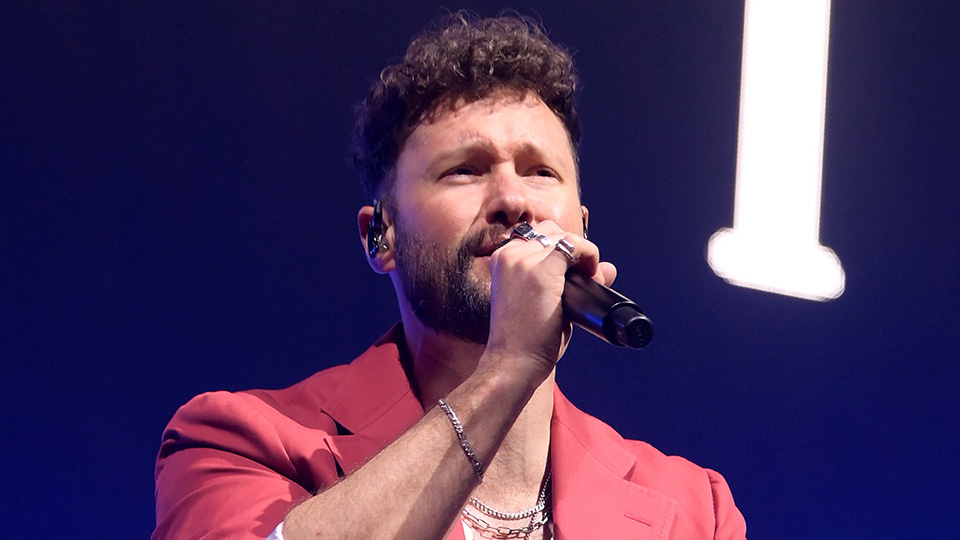 Calum Scott drops his new song 'Lighthouse' along with the lyric video