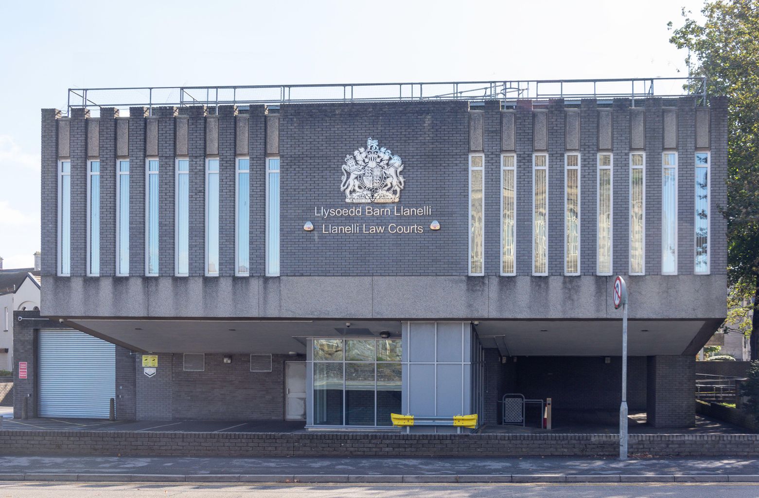DJ who urinated on cancer patient jailed for 14 weeks | News - Greatest ...