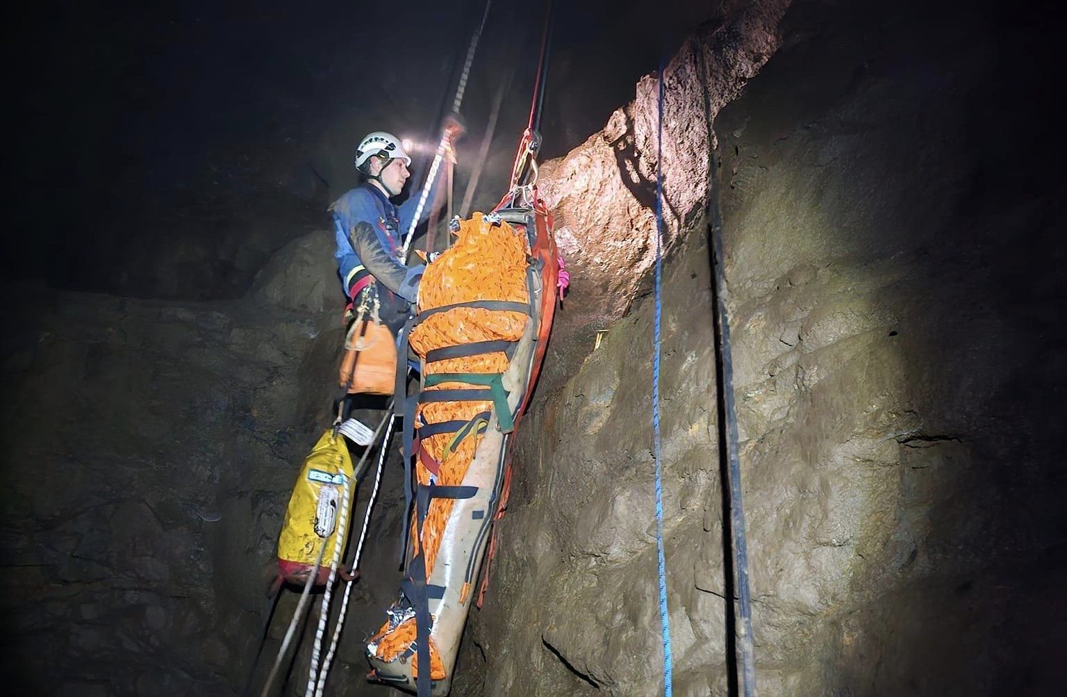 Two people rescued from abandoned mineshaft in East Cornwall