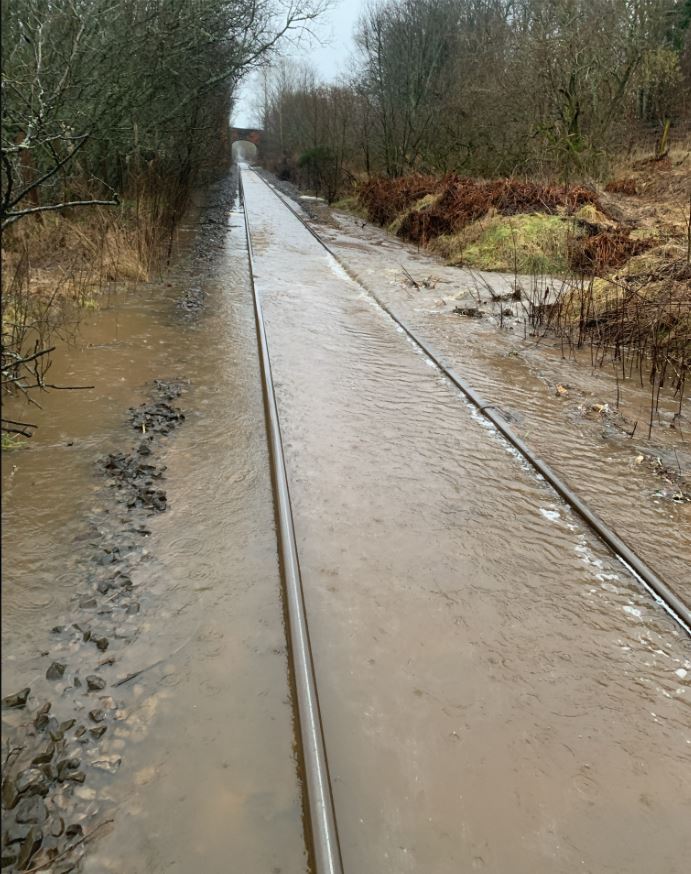 Flooding closes rail line between Inverness and Perth | News - MFR