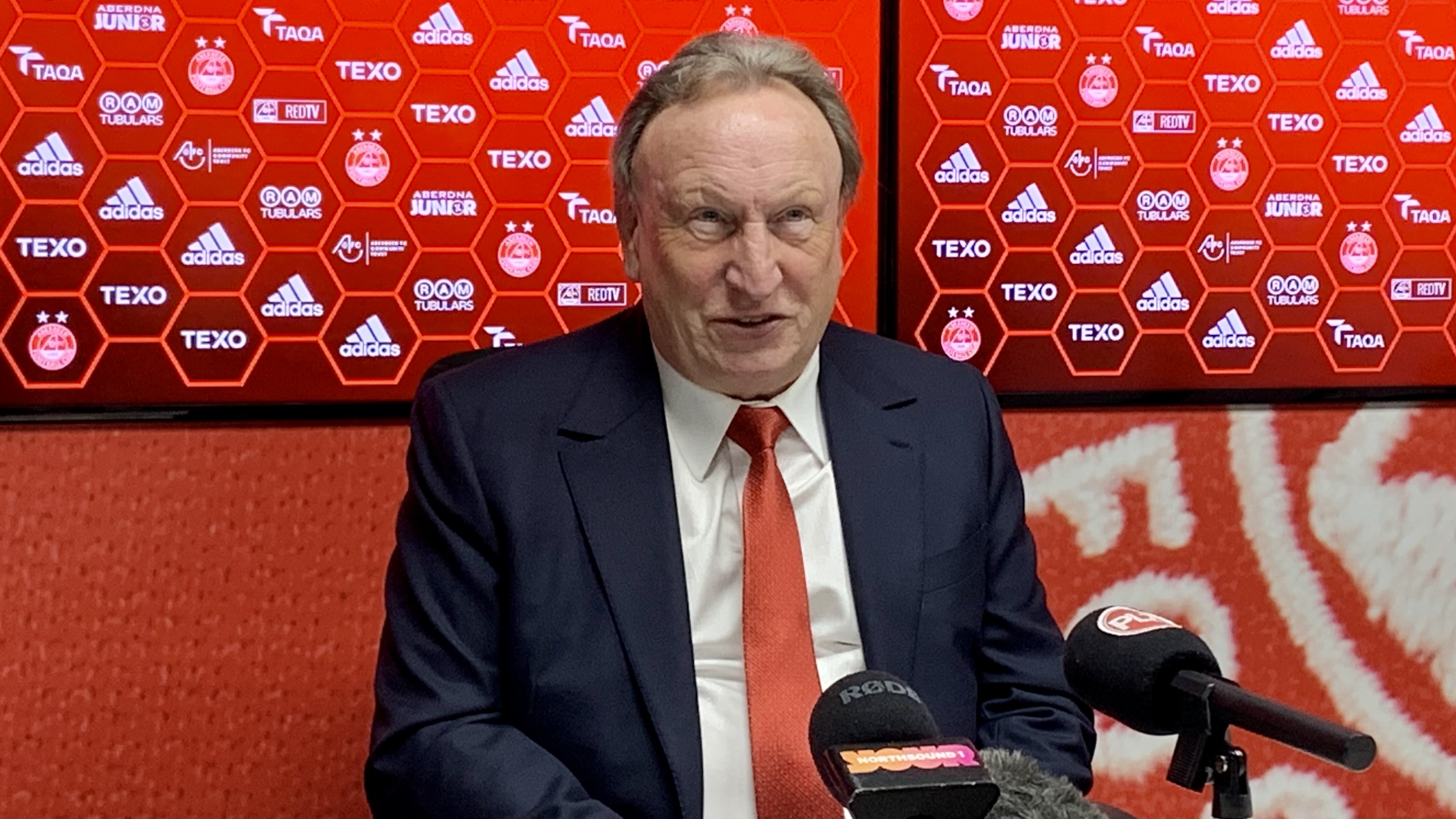 Neil Warnock compares VAR to Horizon system in Post Office scandal.