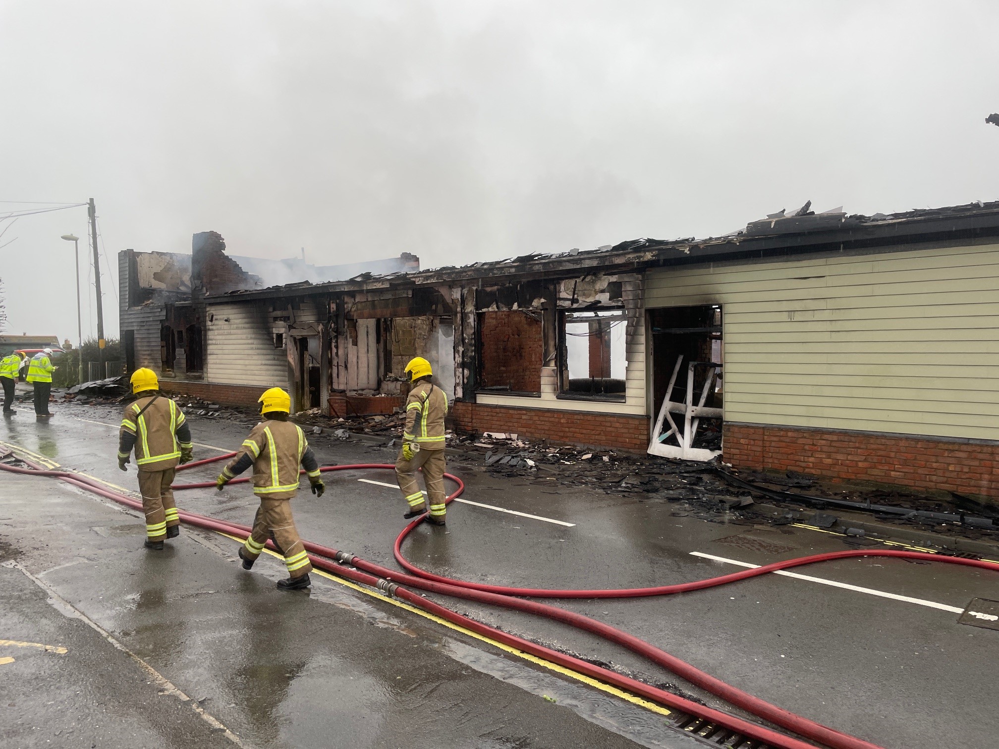 Watch: community "devastated" as fire destroys seafront pub | News ...