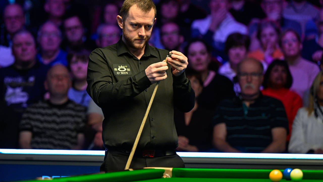 Mark Allen reunited with snooker cue after it gets lost in transit ...