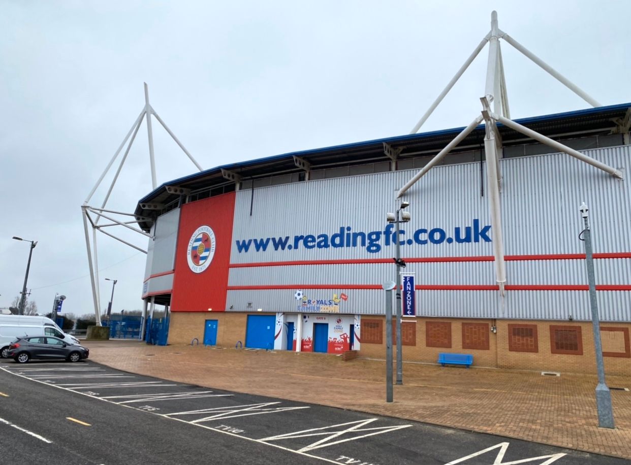 Man banned from football for Reading FC pitch invasion