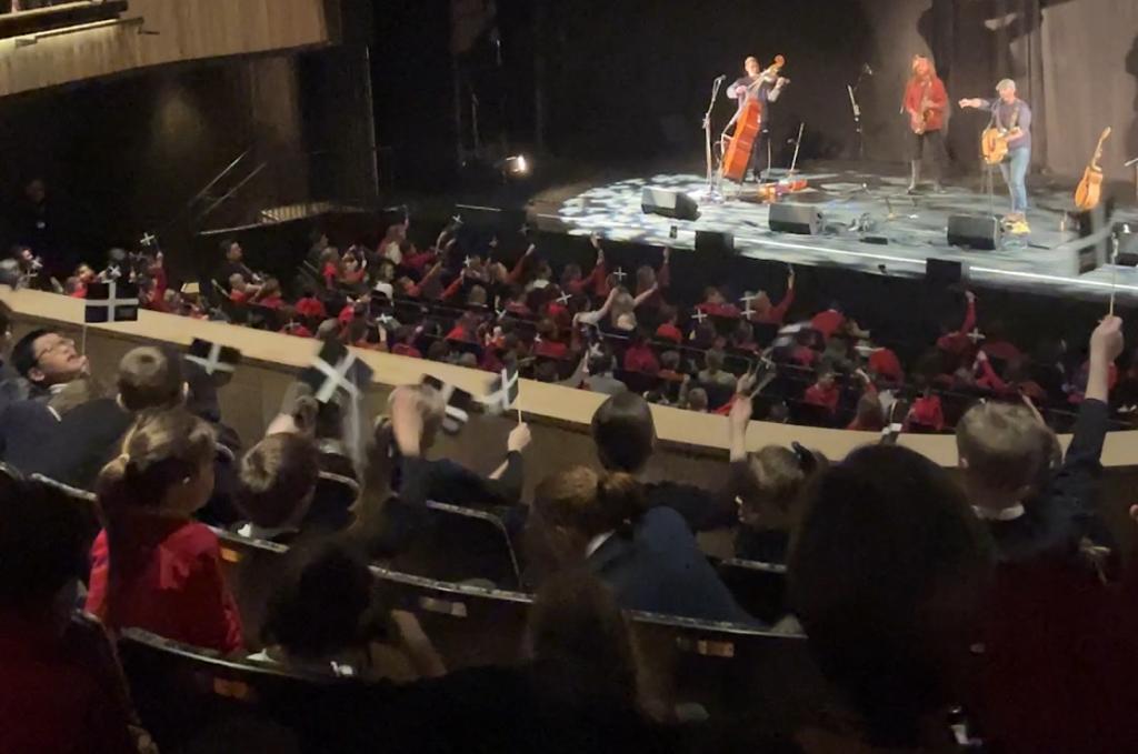 1,000 Cornish school children take part in mass sing in Truro