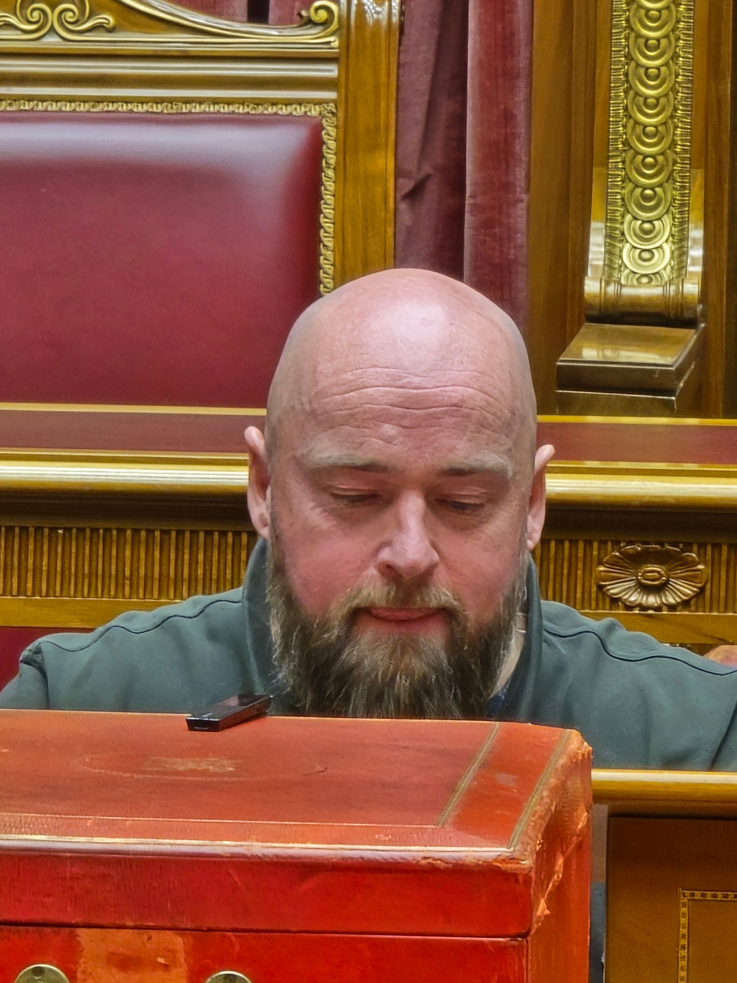 Ex PSNI officer injured in dissident bomb attack addresses Stormont