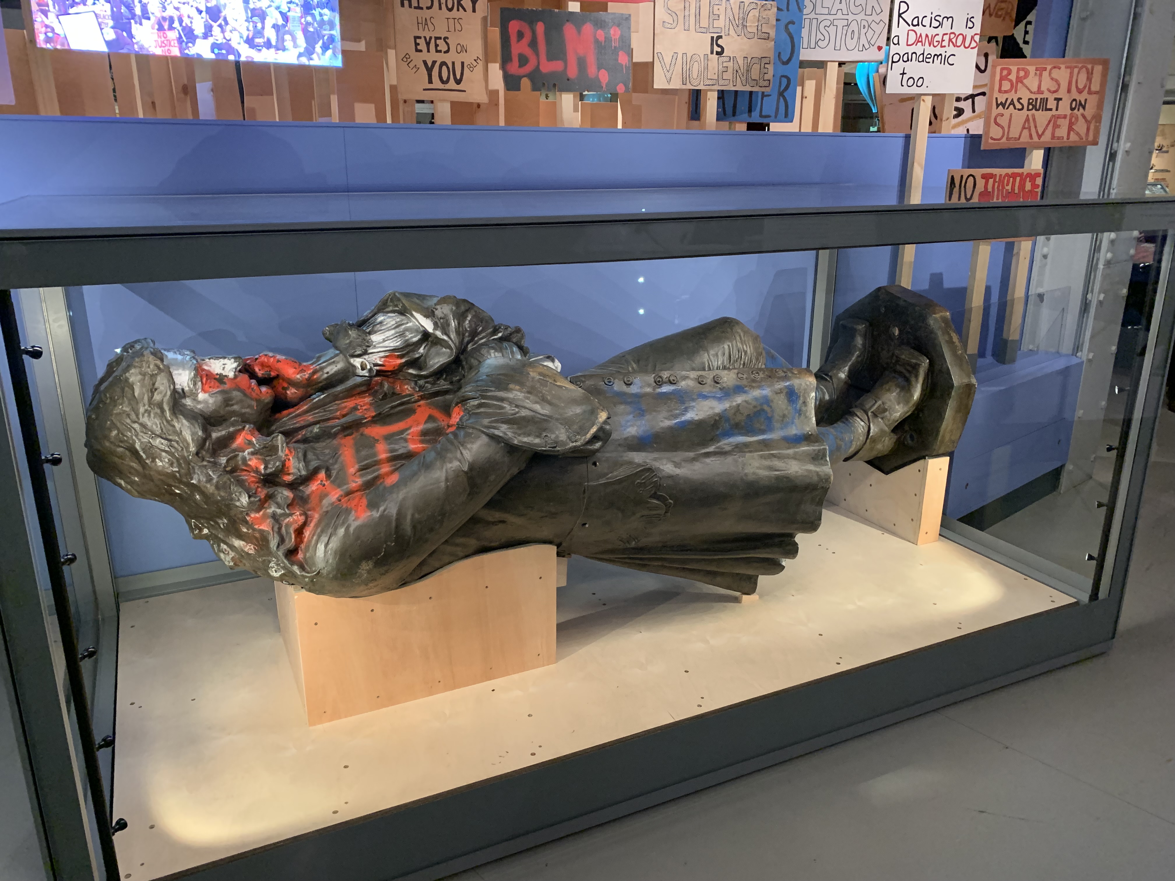 Bristol Colston statue goes on permanent display