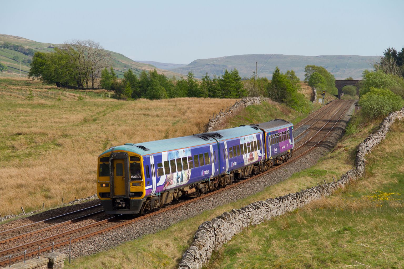 Northern Rail workers go on strike in dispute over pay and conditions