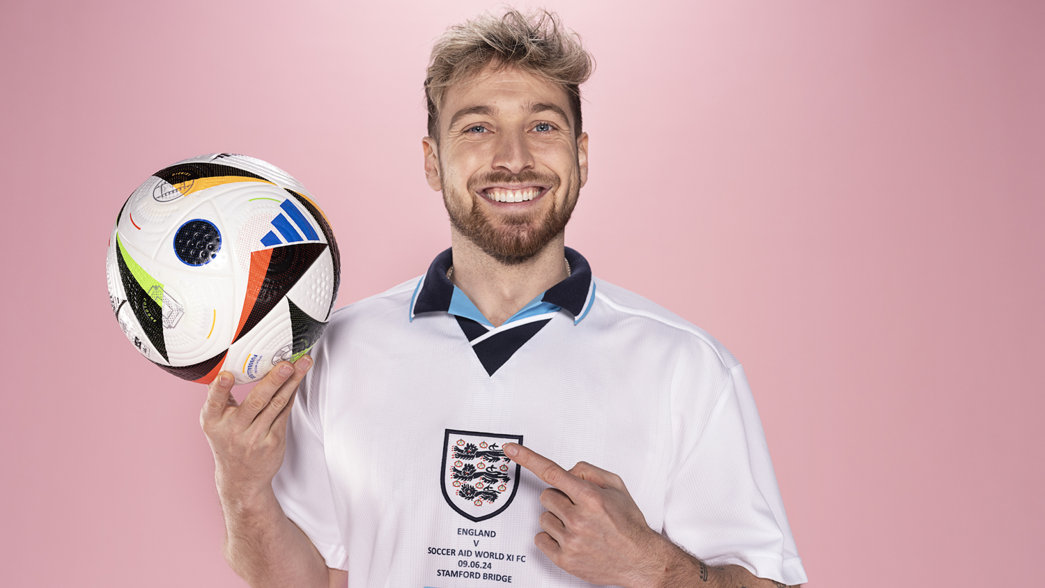 Sam Thompson joins the squad for Soccer Aid 2024