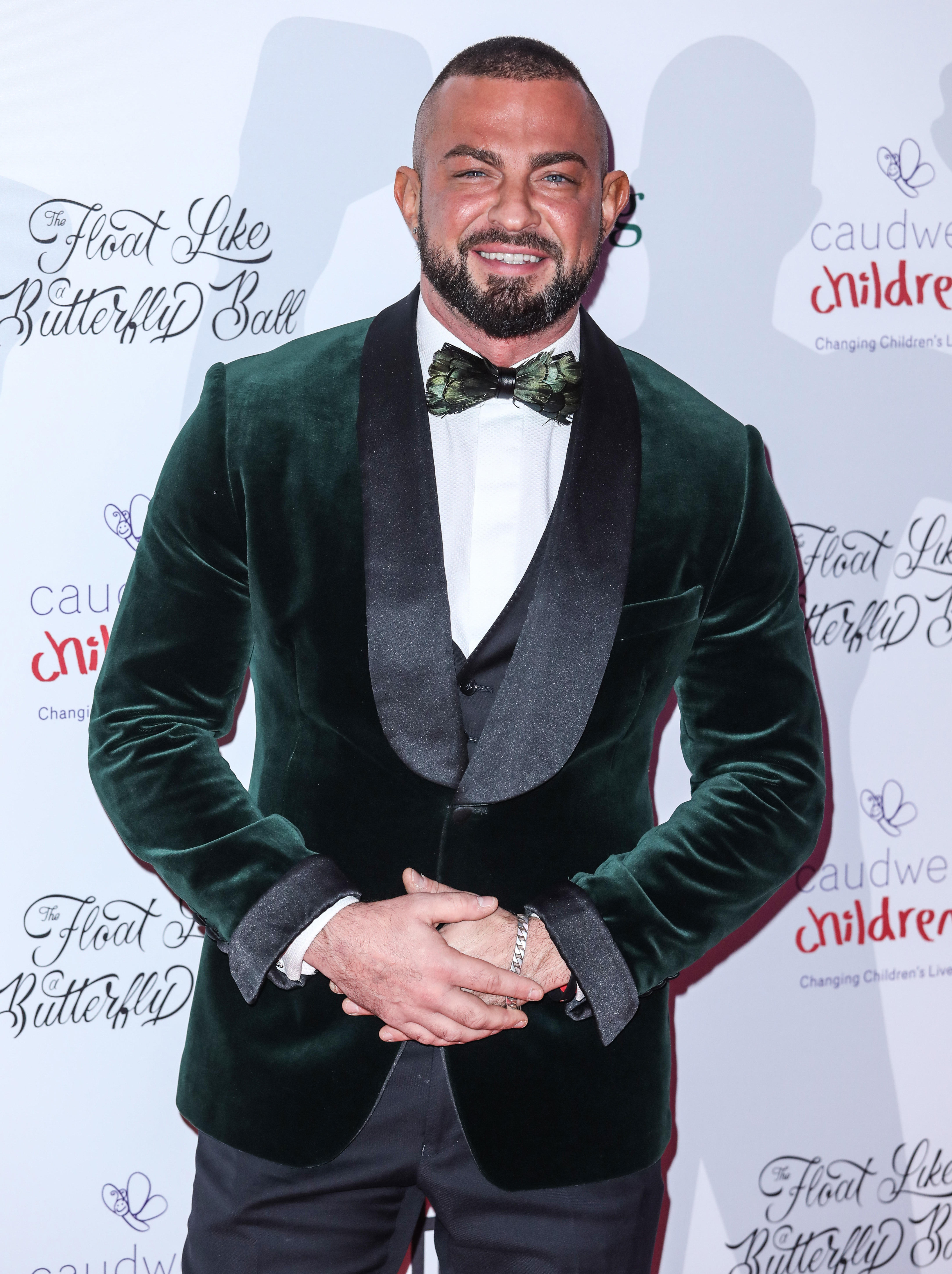 Friends and family to remember Strictly star Robin Windsor at private ...