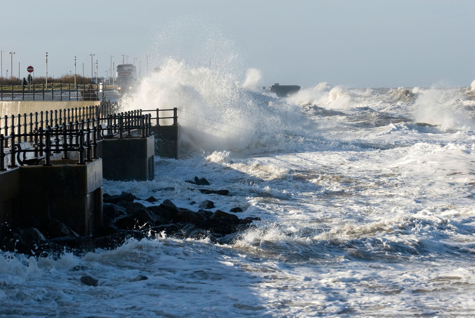 Warning for strong winds issued across the South