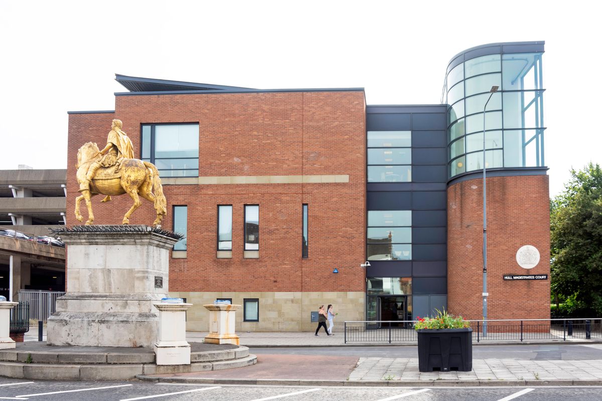 Man charged over assault of taxi driver in Hull | News - Hits Radio ...