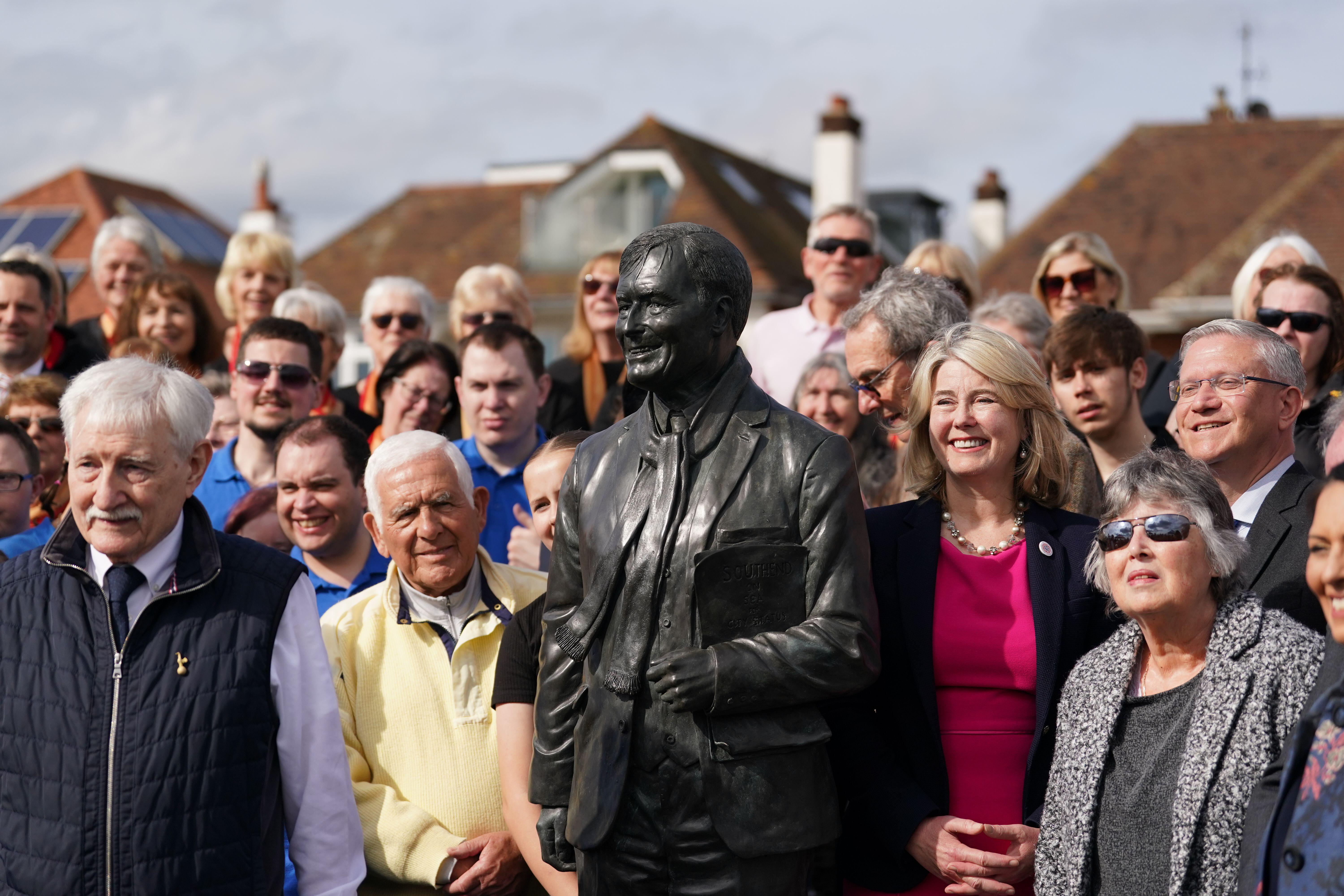 Sir David Amess statue unveiled in Southend | News - Greatest Hits ...