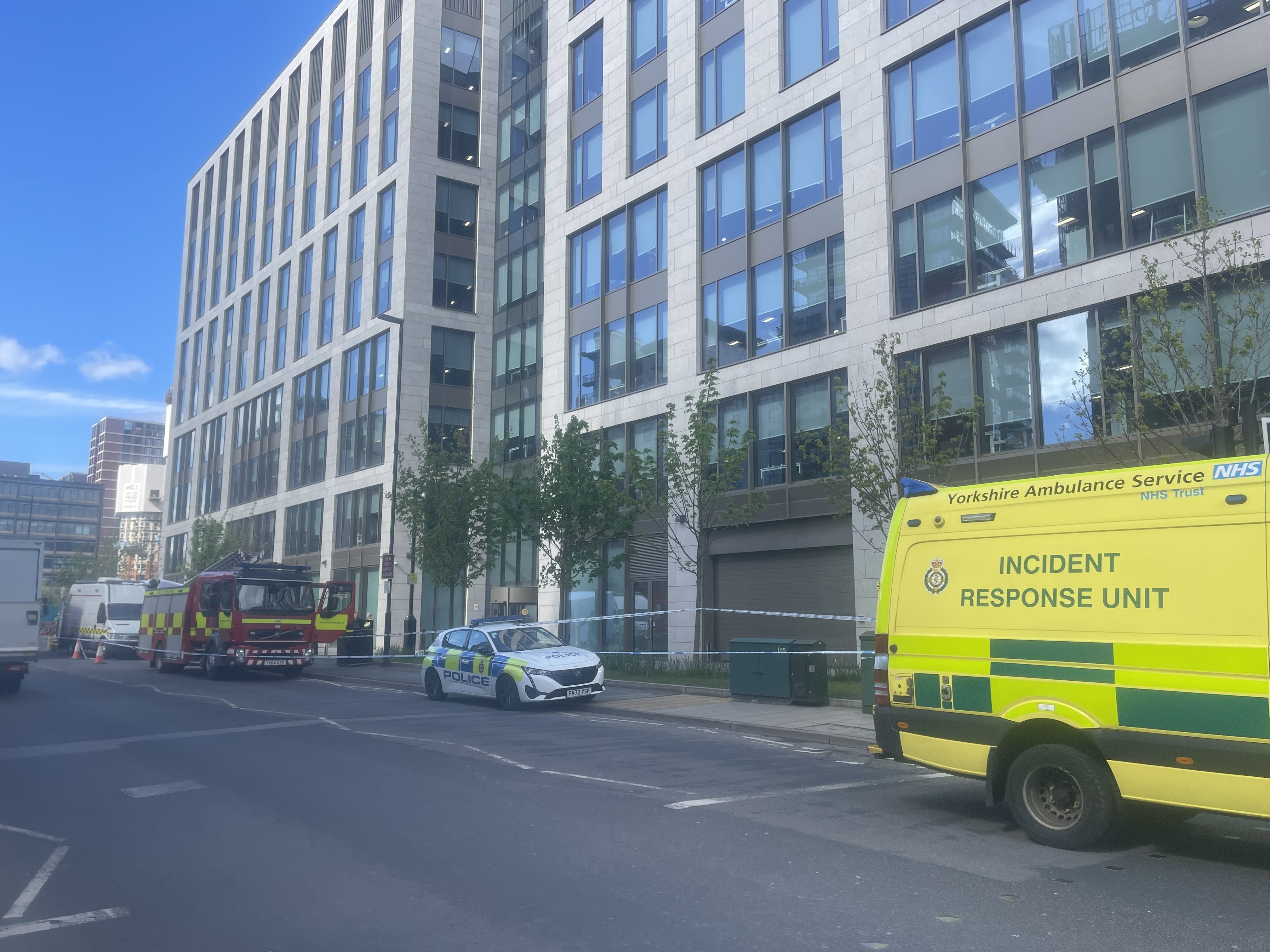 Building evacuated in Leeds city centre after reports of suspicious ...