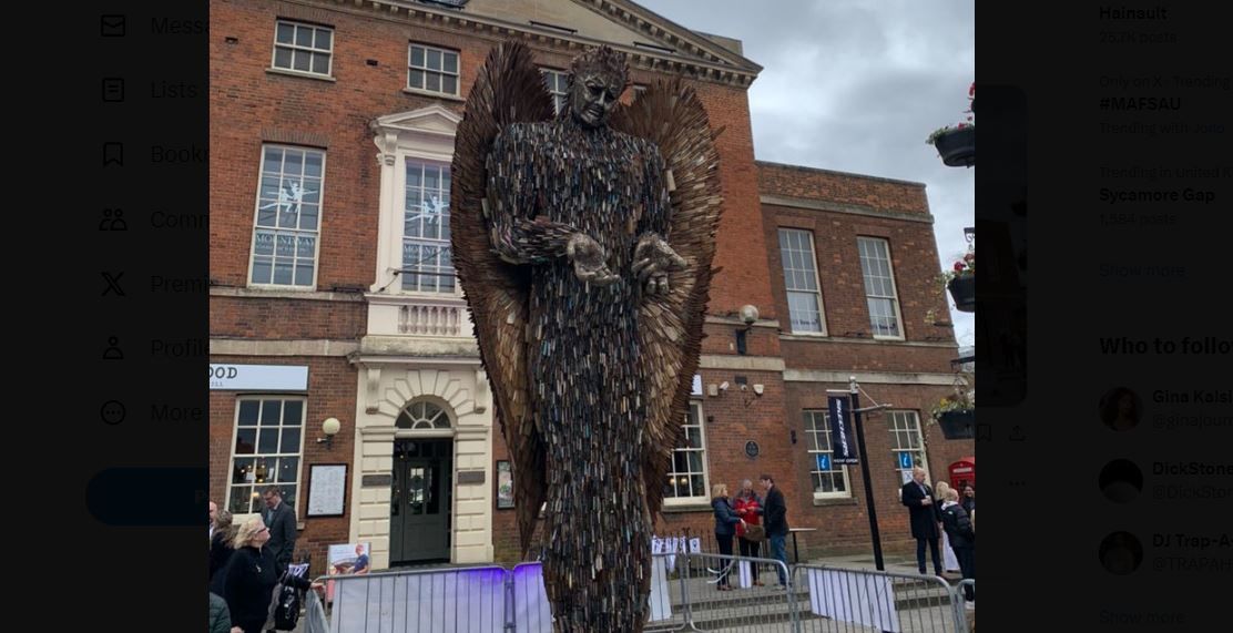 Knife Angel arrives in Weston-super-Mare