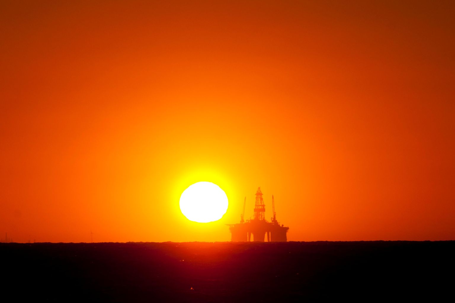 Family of British worker killed on Qatar gas rig appeal against killer ...