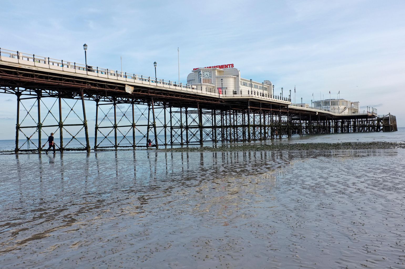 Worthing plans heat network to offer every building green heating by 2050