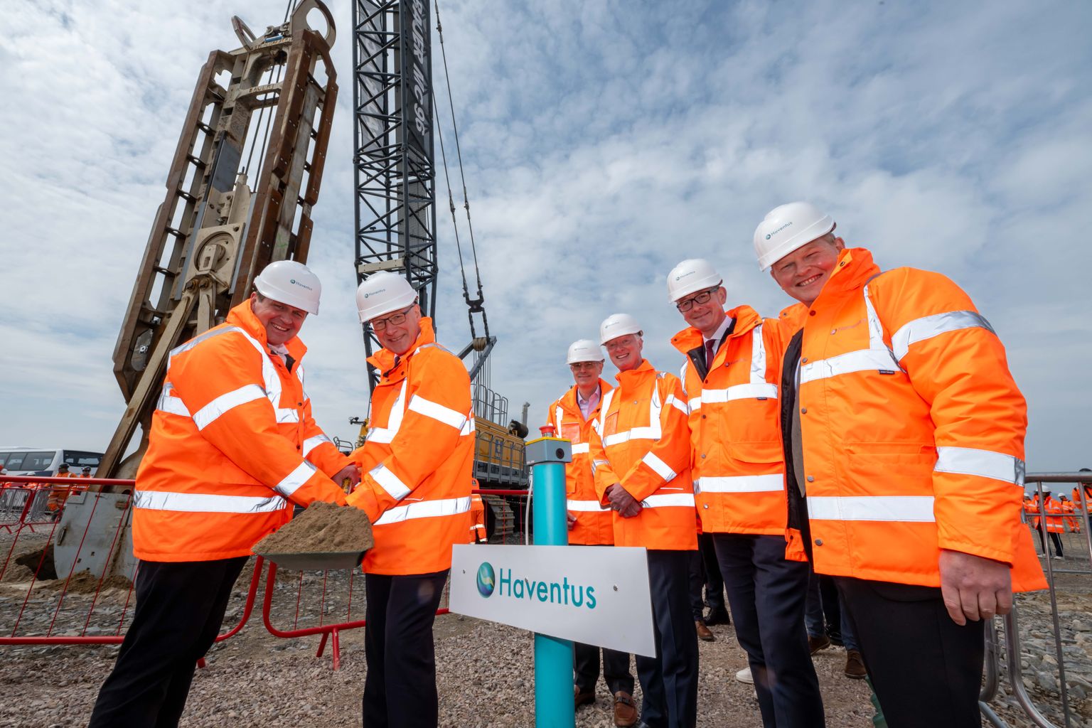 Highland wind turbine port gets £100m boost | News - MFR