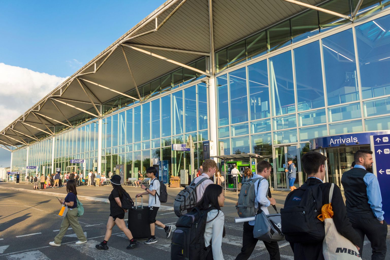 Record passenger numbers pass through Bristol Airport