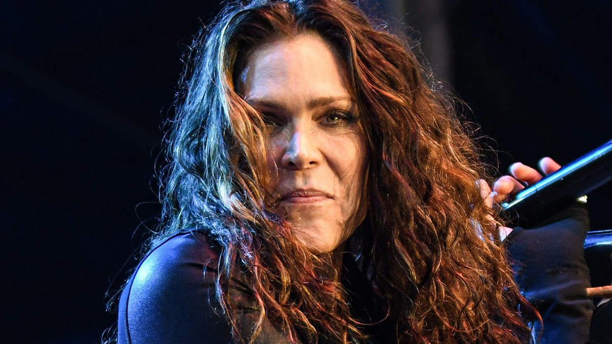 Slash says Beth Hart's 'really emotional' vocals his new album were a homage to Jeff Beck