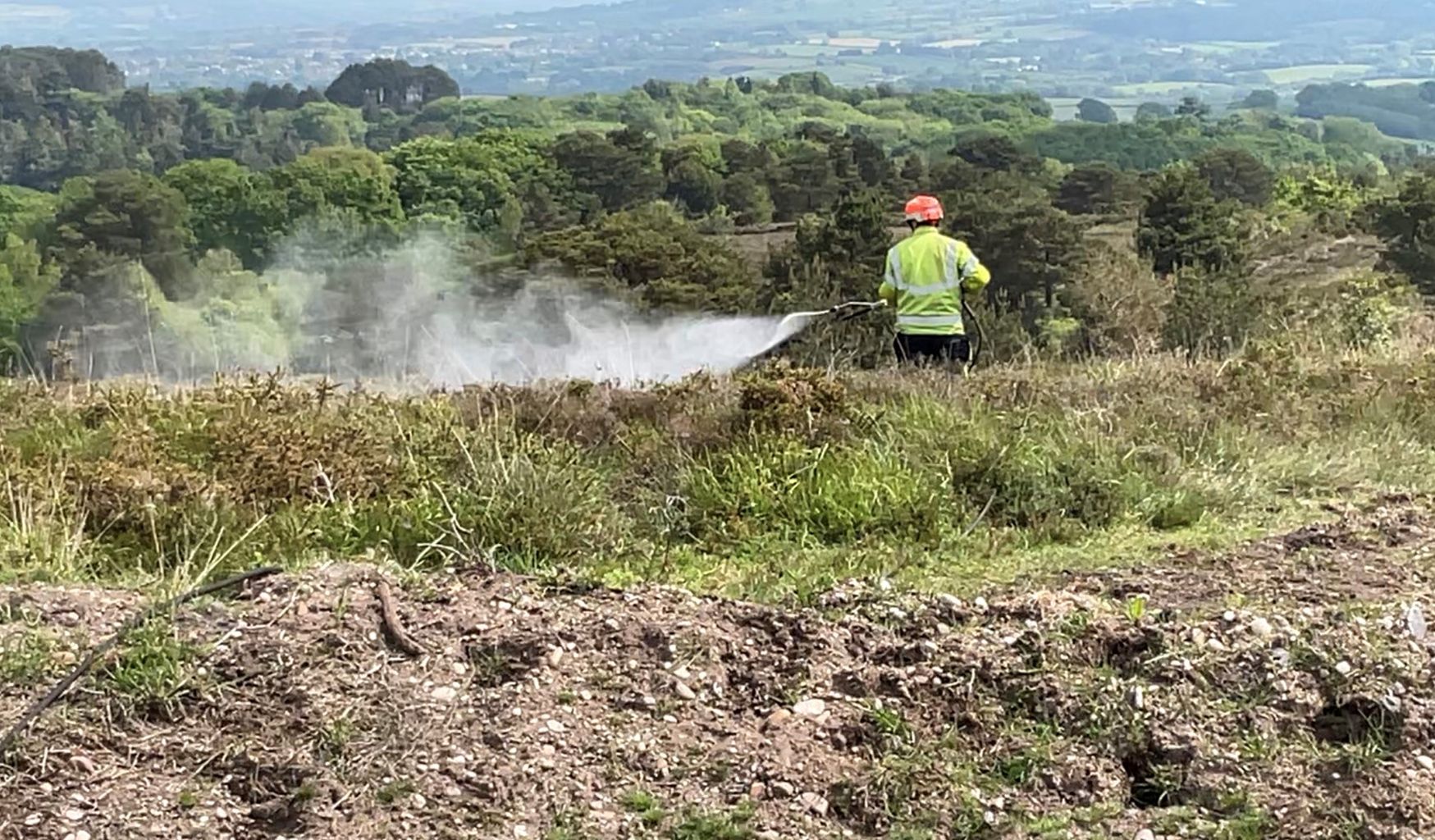'Countryside wildfire warning' issued after crews attended almost 1,000 ...