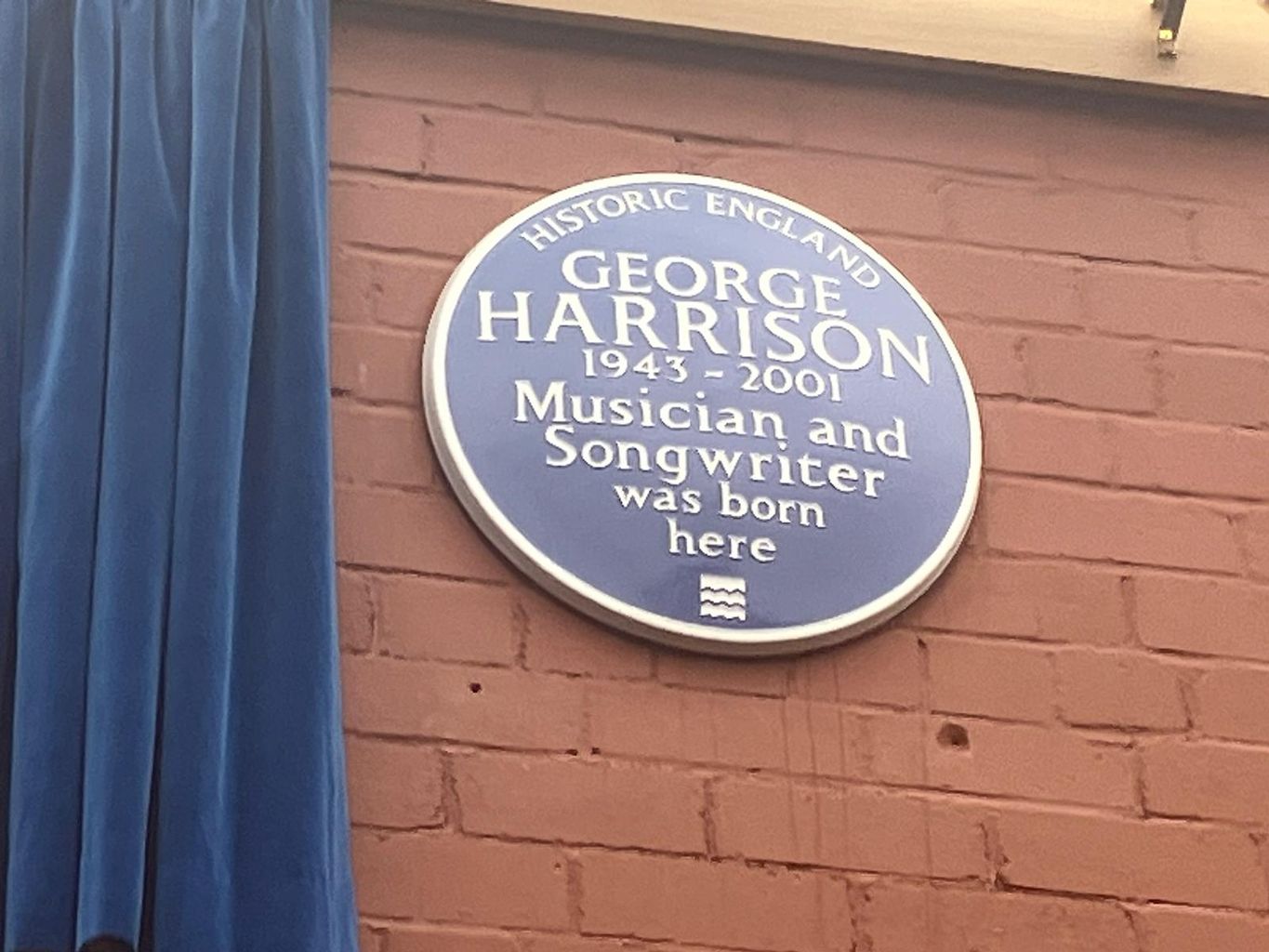Blue plaque unveiled at George Harrison's childhood home | News ...
